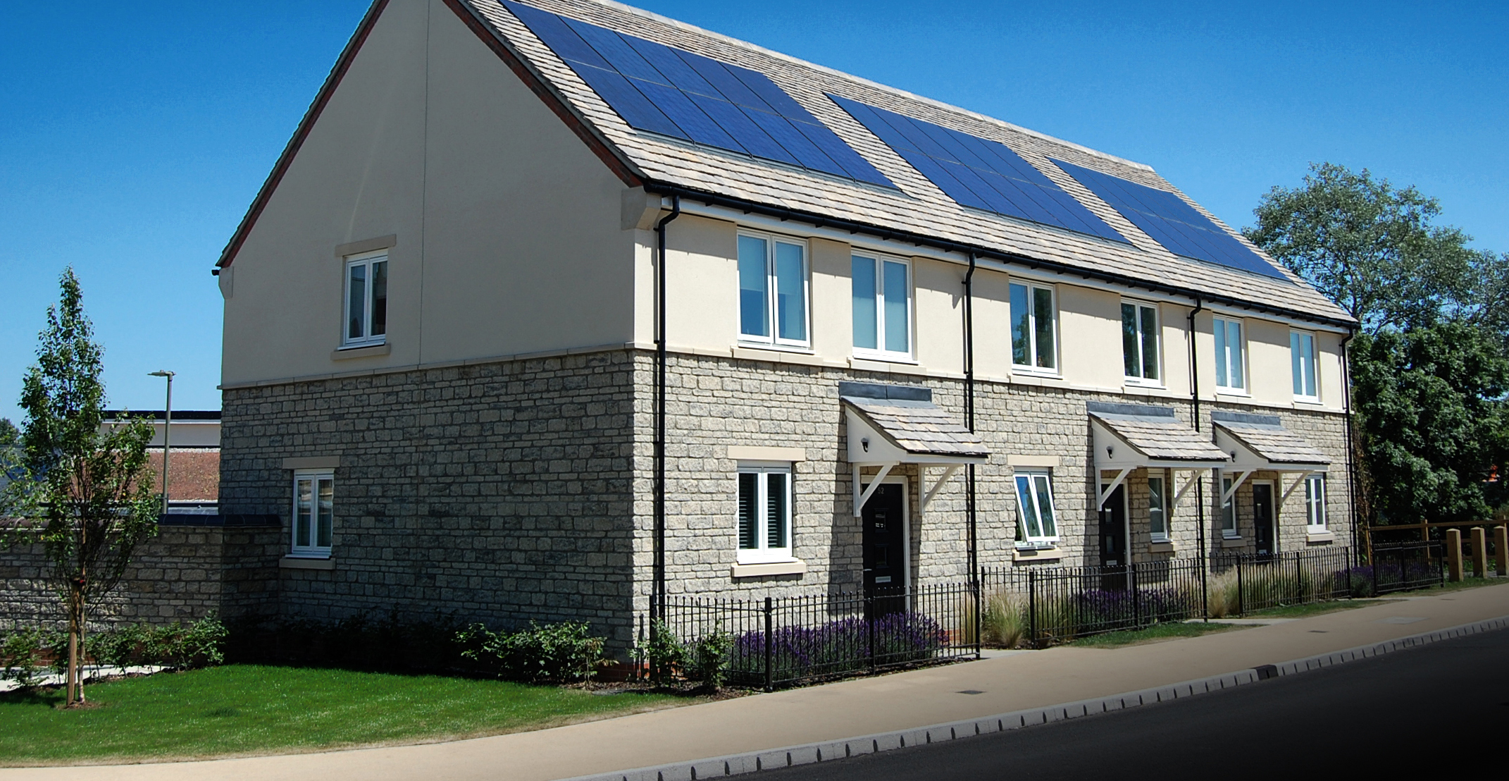 Roof integrated solar PV system | UKGBC Roof integrated solar PV system | UKGBC